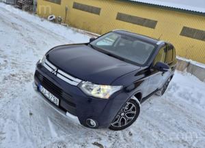 Zils Mitsubishi Outlander 2014 Jēkabpils, ar dzinēja tilpumu 2.20 L un nobraukumu 216 tūkst. km par 8390 €, foto  vietnē AUTOMOTO.COM.LV