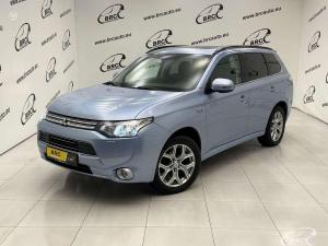 Zils Mitsubishi Outlander 2014 Viļņa, ar dzinēja tilpumu 2.00 L un nobraukumu 371 tūkst. km par 5900 €, foto  vietnē AUTOMOTO.COM.LV
