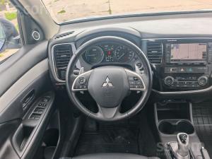 Zils Mitsubishi Outlander 2014 Rīga, ar dzinēja tilpumu 2.00 L un nobraukumu 199 tūkst. km par 10590 €, foto 19 vietnē AUTOMOTO.COM.LV