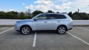 Zils Mitsubishi Outlander 2014 Ukmergė, ar dzinēja tilpumu 2.00 L un nobraukumu 280 tūkst. km par 6999 €, foto 5 vietnē AUTOMOTO.COM.LV