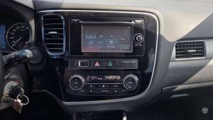 Zils Mitsubishi Outlander 2014 Ukmergė, ar dzinēja tilpumu 2.00 L un nobraukumu 280 tūkst. km par 6999 €, foto 10 vietnē AUTOMOTO.COM.LV