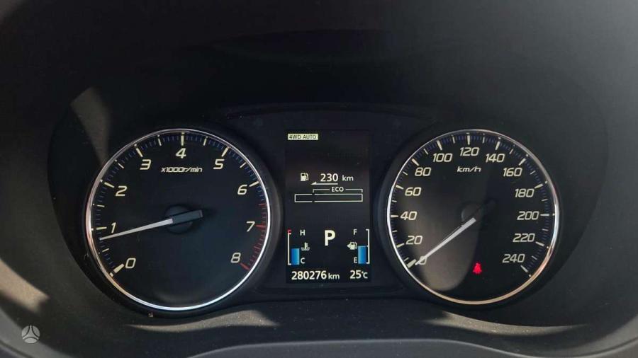 Zils Mitsubishi Outlander 2014 Ukmergė, ar dzinēja tilpumu 2.00 L un nobraukumu 280 tūkst. km par 6999 €, foto 17 vietnē AUTOMOTO.COM.LV