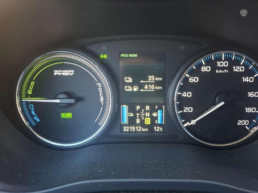 Zils Mitsubishi Outlander 2014 Ukmergė, ar dzinēja tilpumu 2.00 L un nobraukumu 322 tūkst. km par 6000 €, foto 6 vietnē AUTOMOTO.COM.LV