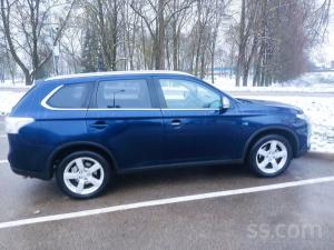 Blue Mitsubishi Outlander 2015 in Jekabpils, with an engine capacity of 2.20 L and mileage of 208 thousand km for 7800 €, photo 4 on AUTOMOTO.COM.LV