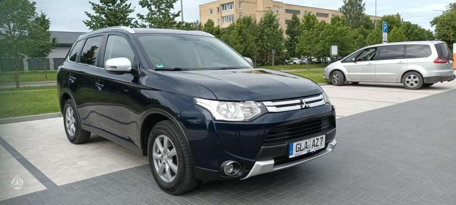 Zils Mitsubishi Outlander 2015 Šauļi, ar dzinēja tilpumu 2.27 L un nobraukumu 211 tūkst. km par 8250 €, foto 1 vietnē AUTOMOTO.COM.LV