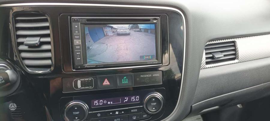 Zils Mitsubishi Outlander 2015 Šauļi, ar dzinēja tilpumu 2.27 L un nobraukumu 211 tūkst. km par 8250 €, foto 13 vietnē AUTOMOTO.COM.LV
