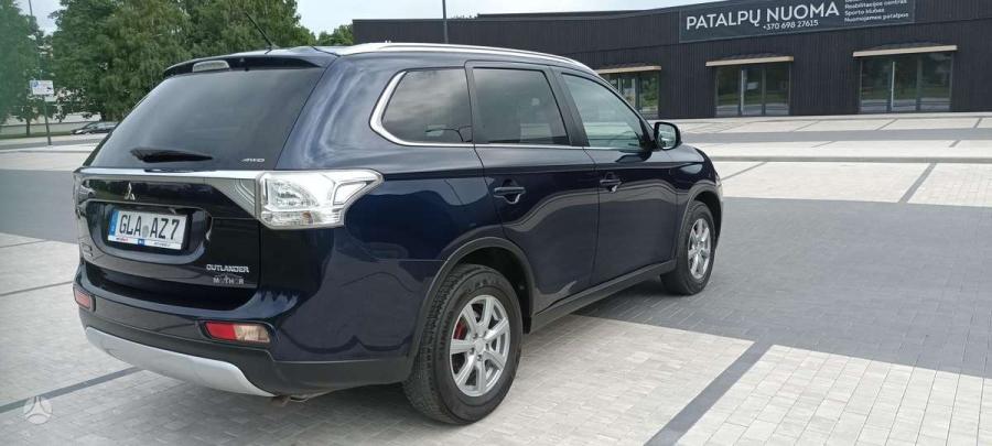 Zils Mitsubishi Outlander 2015 Šauļi, ar dzinēja tilpumu 2.27 L un nobraukumu 211 tūkst. km par 8250 €, foto 23 vietnē AUTOMOTO.COM.LV