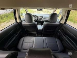 Zils Mitsubishi Outlander 2016 Šauļi, ar dzinēja tilpumu 2.27 L un nobraukumu 151 tūkst. km par 13999 €, foto 40 vietnē AUTOMOTO.COM.LV
