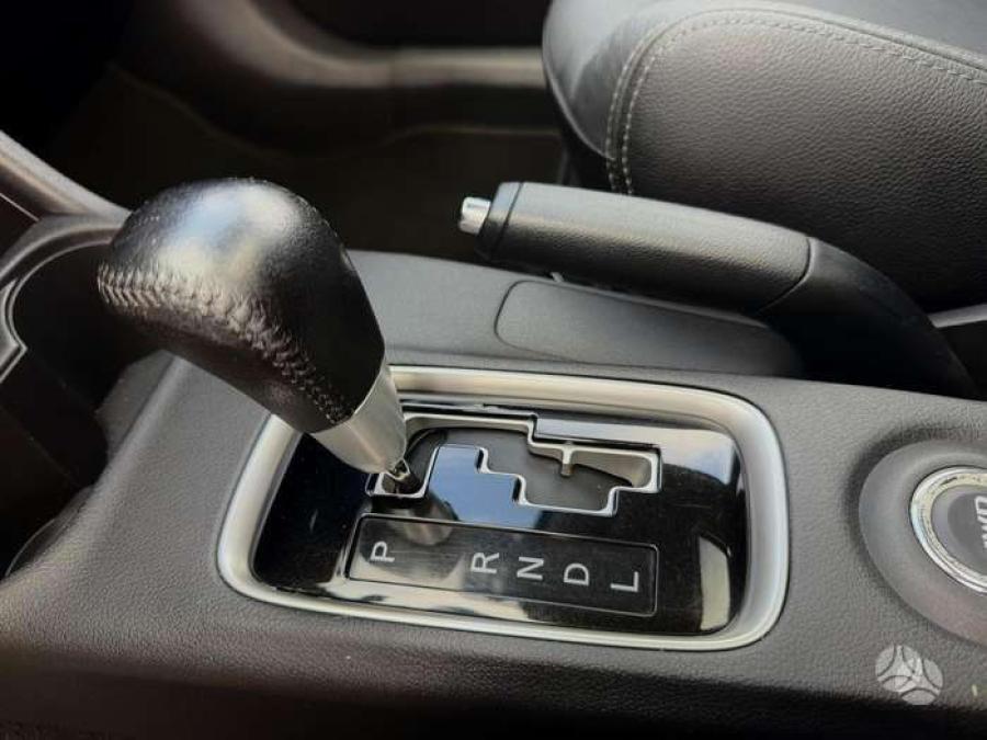 Zils Mitsubishi Outlander 2016 Šauļi, ar dzinēja tilpumu 2.27 L un nobraukumu 151 tūkst. km par 13999 €, foto 44 vietnē AUTOMOTO.COM.LV