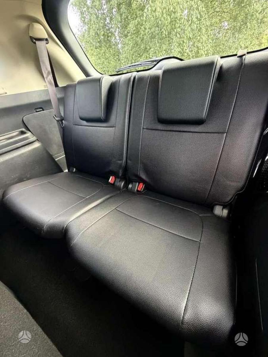 Blue Mitsubishi Outlander 2016 in Siauliai, with an engine capacity of 2.27 L and mileage of 151 thousand km for 13999 €, photo 37 on AUTOMOTO.COM.LV