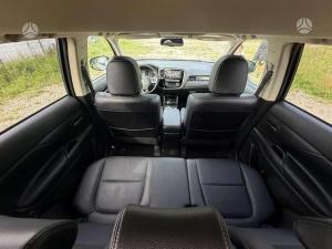 Zils Mitsubishi Outlander 2016 Šauļi, ar dzinēja tilpumu 2.27 L un nobraukumu 151 tūkst. km par 13999 €, foto 40 vietnē AUTOMOTO.COM.LV