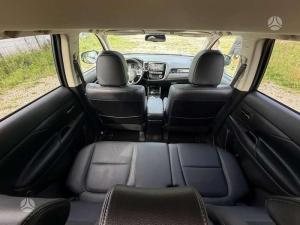 Zils Mitsubishi Outlander 2016 Šauļi, ar dzinēja tilpumu 2.27 L un nobraukumu 151 tūkst. km par 13999 €, foto 40 vietnē AUTOMOTO.COM.LV