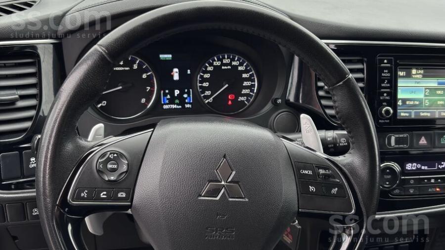 Zils Mitsubishi Outlander 2017 Rīga, ar dzinēja tilpumu 2.00 L un nobraukumu 97 tūkst. km par 15000 €, foto 19 vietnē AUTOMOTO.COM.LV