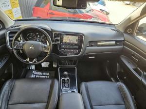 Zils Mitsubishi Outlander 2017 Šauļi, ar dzinēja tilpumu 2.30 L un nobraukumu 227 tūkst. km par 14450 €, foto 15 vietnē AUTOMOTO.COM.LV