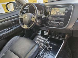 Zils Mitsubishi Outlander 2017 Šauļi, ar dzinēja tilpumu 2.30 L un nobraukumu 227 tūkst. km par 14450 €, foto 20 vietnē AUTOMOTO.COM.LV
