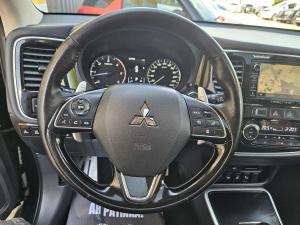 Zils Mitsubishi Outlander 2017 Šauļi, ar dzinēja tilpumu 2.30 L un nobraukumu 227 tūkst. km par 14450 €, foto 23 vietnē AUTOMOTO.COM.LV