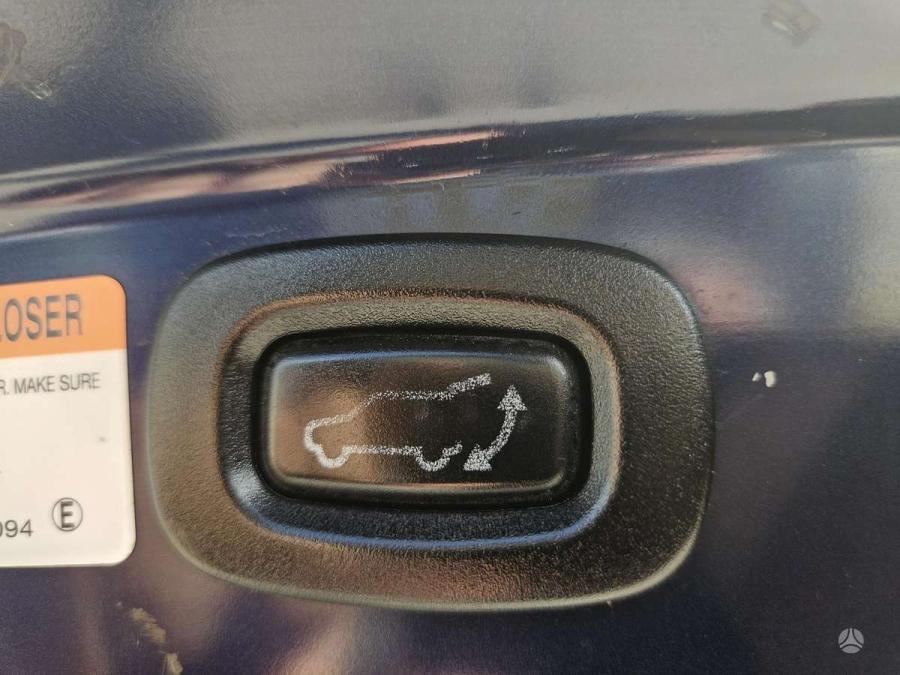 Zils Mitsubishi Outlander 2017 Šauļi, ar dzinēja tilpumu 2.30 L un nobraukumu 227 tūkst. km par 14450 €, foto 27 vietnē AUTOMOTO.COM.LV