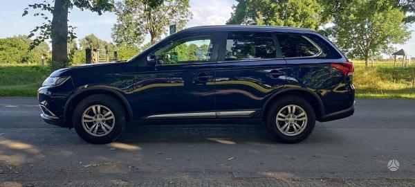 Blue Mitsubishi Outlander 2017 in Kaunas, with an engine capacity of 2.20 L and mileage of 295 thousand km for 7500 €, photo 9 on AUTOMOTO.COM.LV