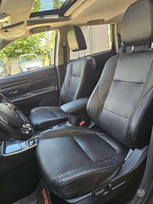 Zils Mitsubishi Outlander 2017 Šauļi, ar dzinēja tilpumu 2.30 L un nobraukumu 227 tūkst. km par 14450 €, foto 17 vietnē AUTOMOTO.COM.LV