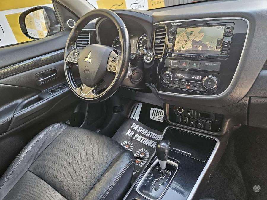 Zils Mitsubishi Outlander 2017 Šauļi, ar dzinēja tilpumu 2.30 L un nobraukumu 227 tūkst. km par 14450 €, foto 19 vietnē AUTOMOTO.COM.LV