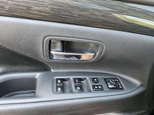 Zils Mitsubishi Outlander 2017 Šauļi, ar dzinēja tilpumu 2.30 L un nobraukumu 227 tūkst. km par 14450 €, foto 37 vietnē AUTOMOTO.COM.LV