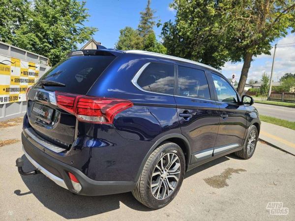 Blue Mitsubishi Outlander 2017 in Siauliai, with an engine capacity of 2.30 L and mileage of 227 thousand km for 14450 €, photo 6 on AUTOMOTO.COM.LV