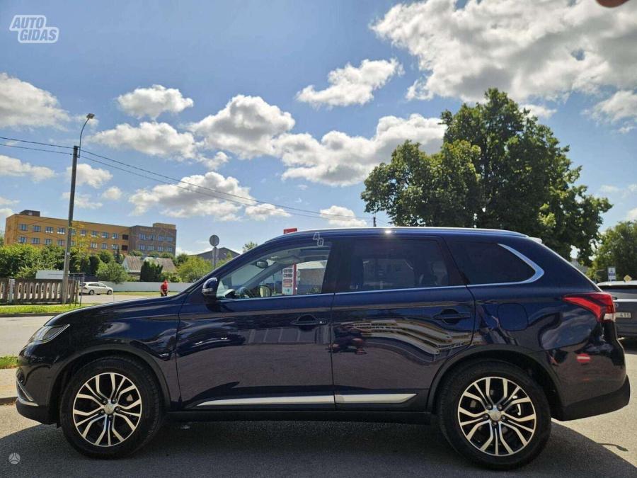 Zils Mitsubishi Outlander 2017 Šauļi, ar dzinēja tilpumu 2.30 L un nobraukumu 227 tūkst. km par 14450 €, foto 10 vietnē AUTOMOTO.COM.LV