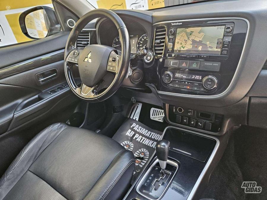 Zils Mitsubishi Outlander 2017 Šauļi, ar dzinēja tilpumu 2.30 L un nobraukumu 227 tūkst. km par 14450 €, foto 19 vietnē AUTOMOTO.COM.LV
