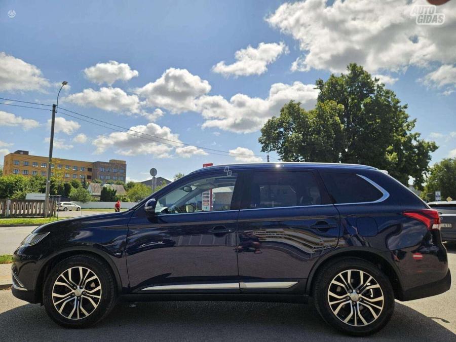 Zils Mitsubishi Outlander 2017 Šauļi, ar dzinēja tilpumu 2.30 L un nobraukumu 227 tūkst. km par 14450 €, foto 7 vietnē AUTOMOTO.COM.LV
