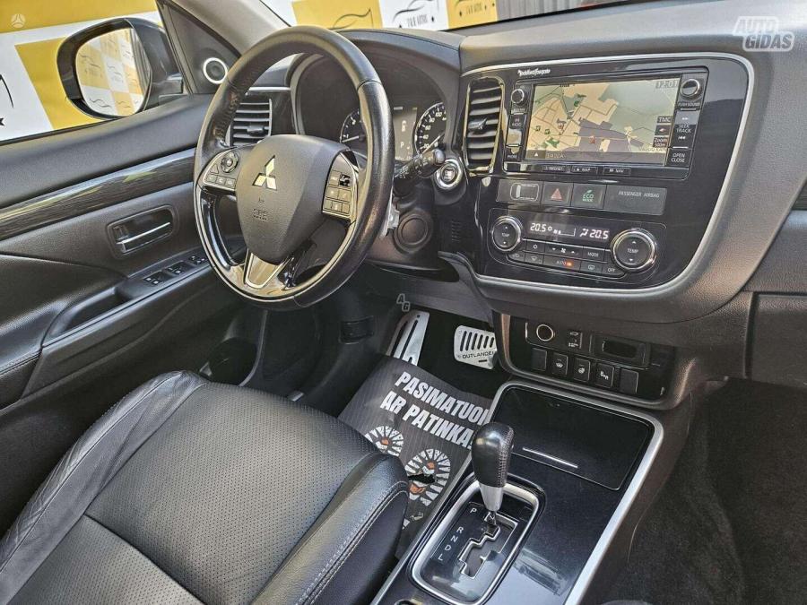 Zils Mitsubishi Outlander 2017 Šauļi, ar dzinēja tilpumu 2.30 L un nobraukumu 227 tūkst. km par 14450 €, foto 22 vietnē AUTOMOTO.COM.LV