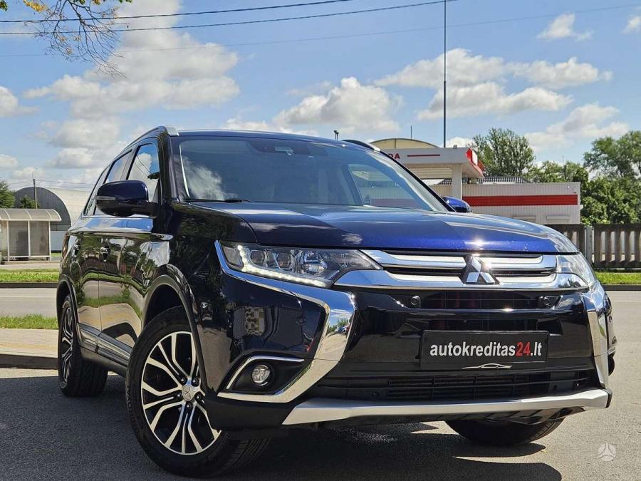 Blue Mitsubishi Outlander 2017 in Siauliai, with an engine capacity of 2.30 L and mileage of 227 thousand km for 14450 €, photo 4 on AUTOMOTO.COM.LV