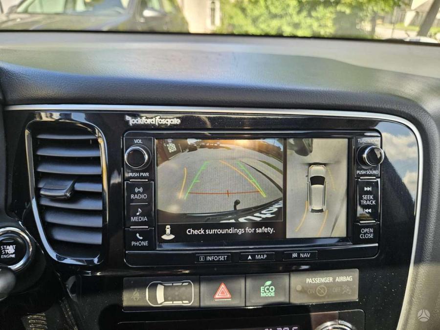 Blue Mitsubishi Outlander 2017 in Siauliai, with an engine capacity of 2.30 L and mileage of 227 thousand km for 14450 €, photo 28 on AUTOMOTO.COM.LV