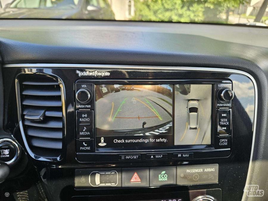 Blue Mitsubishi Outlander 2017 in Siauliai, with an engine capacity of 2.30 L and mileage of 227 thousand km for 14450 €, photo 28 on AUTOMOTO.COM.LV