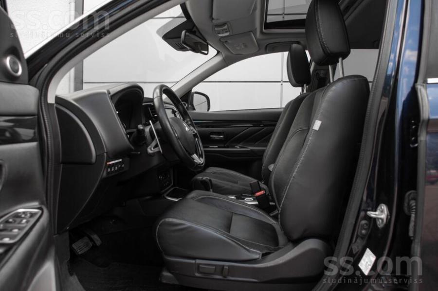Zils Mitsubishi Outlander 2018 Rīga, ar dzinēja tilpumu 2.30 L un nobraukumu 229 tūkst. km par 10750 €, foto 10 vietnē AUTOMOTO.COM.LV