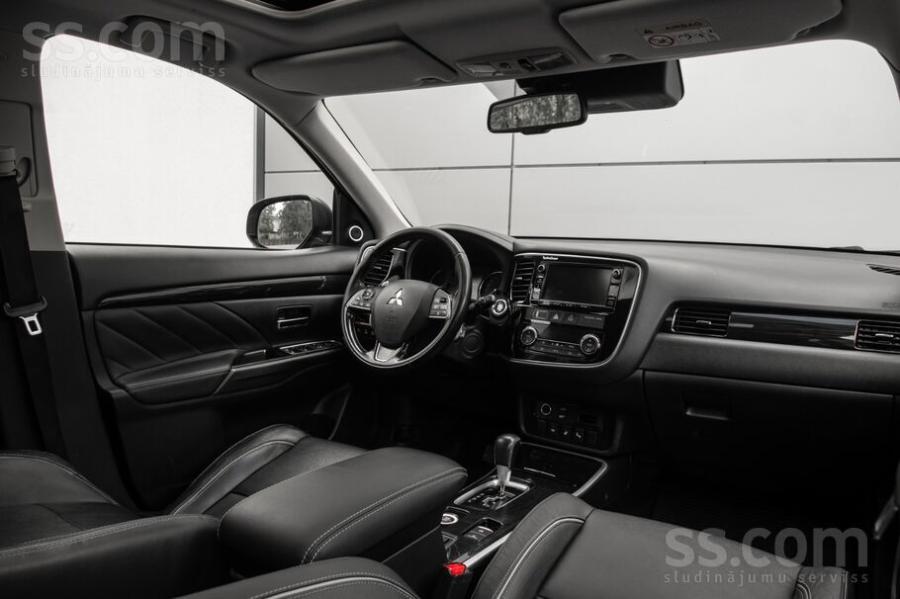Zils Mitsubishi Outlander 2018 Rīga, ar dzinēja tilpumu 2.30 L un nobraukumu 229 tūkst. km par 10750 €, foto 15 vietnē AUTOMOTO.COM.LV