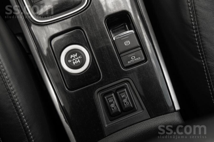 Zils Mitsubishi Outlander 2018 Rīga, ar dzinēja tilpumu 2.30 L un nobraukumu 229 tūkst. km par 10750 €, foto 22 vietnē AUTOMOTO.COM.LV