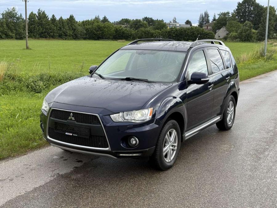 Zils Mitsubishi Outlander 2010 Vilkaviškis, ar dzinēja tilpumu 2.18 L un nobraukumu 271 tūkst. km par 4499 €, foto 1 vietnē AUTOMOTO.COM.LV