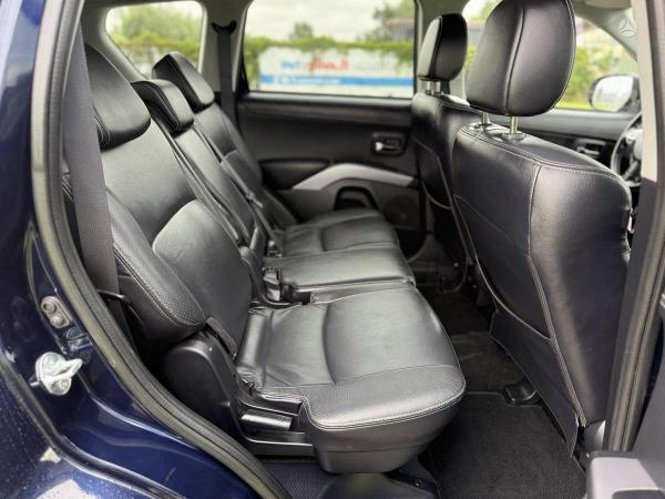Zils Mitsubishi Outlander 2010 Vilkaviškis, ar dzinēja tilpumu 2.18 L un nobraukumu 271 tūkst. km par 4499 €, foto 10 vietnē AUTOMOTO.COM.LV