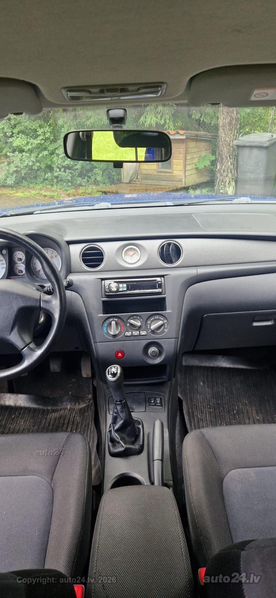 Zils Mitsubishi Outlander 2006 Tallina, ar dzinēja tilpumu 2.00 L un nobraukumu 98 tūkst. km par 5500 €, foto 4 vietnē AUTOMOTO.COM.LV