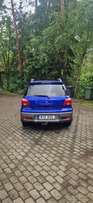 Zils Mitsubishi Outlander 2006 Tallina, ar dzinēja tilpumu 2.00 L un nobraukumu 98 tūkst. km par 5500 €, foto 8 vietnē AUTOMOTO.COM.LV