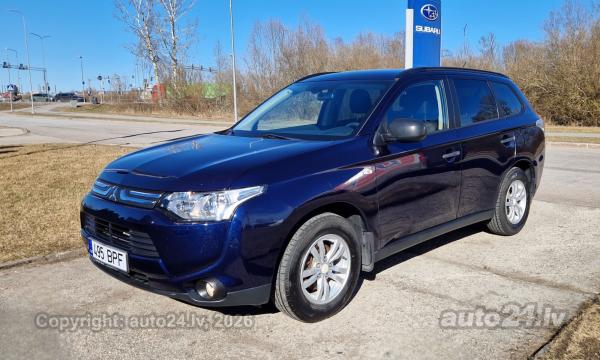 Zils Mitsubishi Outlander 2015 Pērnava, ar dzinēja tilpumu 2.00 L un nobraukumu 178 tūkst. km par 6990 €, foto 1 vietnē AUTOMOTO.COM.LV