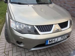 Brūns Mitsubishi Outlander 2008 Marijampole, ar dzinēja tilpumu 1.97 L un nobraukumu 254 tūkst. km par 2450 €, foto  vietnē AUTOMOTO.COM.LV