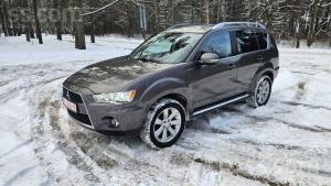 Brūns Mitsubishi Outlander 2010 Rīga, ar dzinēja tilpumu 2.20 L un nobraukumu 0 tūkst. km par 5400 €, foto  vietnē AUTOMOTO.COM.LV