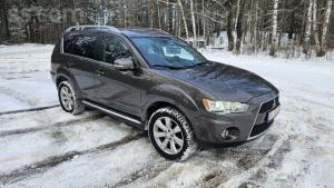 Brūns Mitsubishi Outlander 2010 Rīga, ar dzinēja tilpumu 2.20 L un nobraukumu 0 tūkst. km par 5400 €, foto 2 vietnē AUTOMOTO.COM.LV