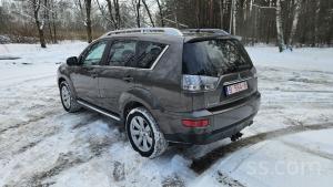 Brūns Mitsubishi Outlander 2010 Rīga, ar dzinēja tilpumu 2.20 L un nobraukumu 0 tūkst. km par 5400 €, foto 4 vietnē AUTOMOTO.COM.LV