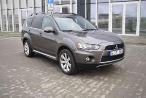 Brūns Mitsubishi Outlander 2011 Viļņa, ar dzinēja tilpumu 2.27 L un nobraukumu 178 tūkst. km par 3850 €, foto  vietnē AUTOMOTO.COM.LV