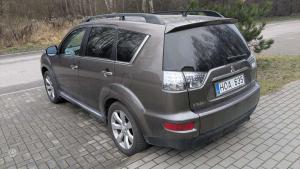 Brown Mitsubishi Outlander 2011 in Kaunas, with an engine capacity of 2.36 L and mileage of 208 thousand km for 2000 €, photo 3 on AUTOMOTO.COM.LV