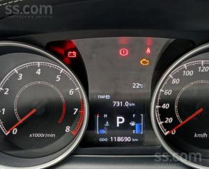 Brown Mitsubishi Outlander 2011 in Riga, with an engine capacity of 2.40 L and mileage of 119 thousand km for 5700 €, photo 9 on AUTOMOTO.COM.LV