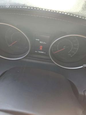 Brūns Mitsubishi Outlander 2011 Kauņa, ar dzinēja tilpumu 2.18 L un nobraukumu 193 tūkst. km par 2500 €, foto 10 vietnē AUTOMOTO.COM.LV