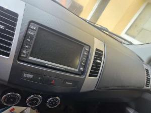 Brūns Mitsubishi Outlander 2011 Kauņa, ar dzinēja tilpumu 2.18 L un nobraukumu 193 tūkst. km par 2500 €, foto 14 vietnē AUTOMOTO.COM.LV